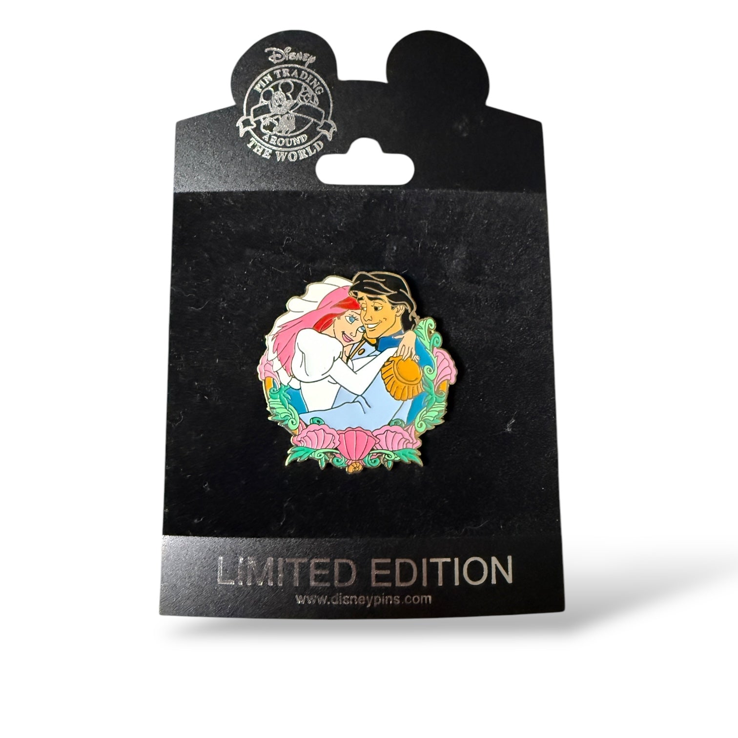 Disney Shopping Happily Ever After Ariel and Prince Eric Pin