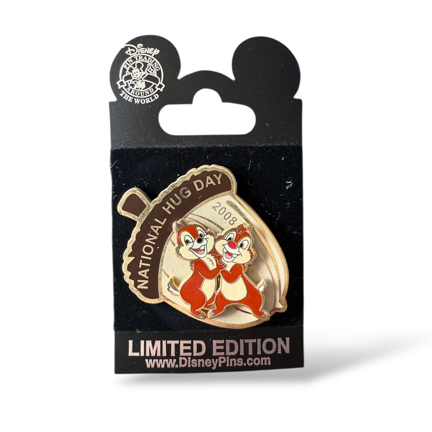 Disney Parks National Hug Day 2008 Chip n' Dale Pin